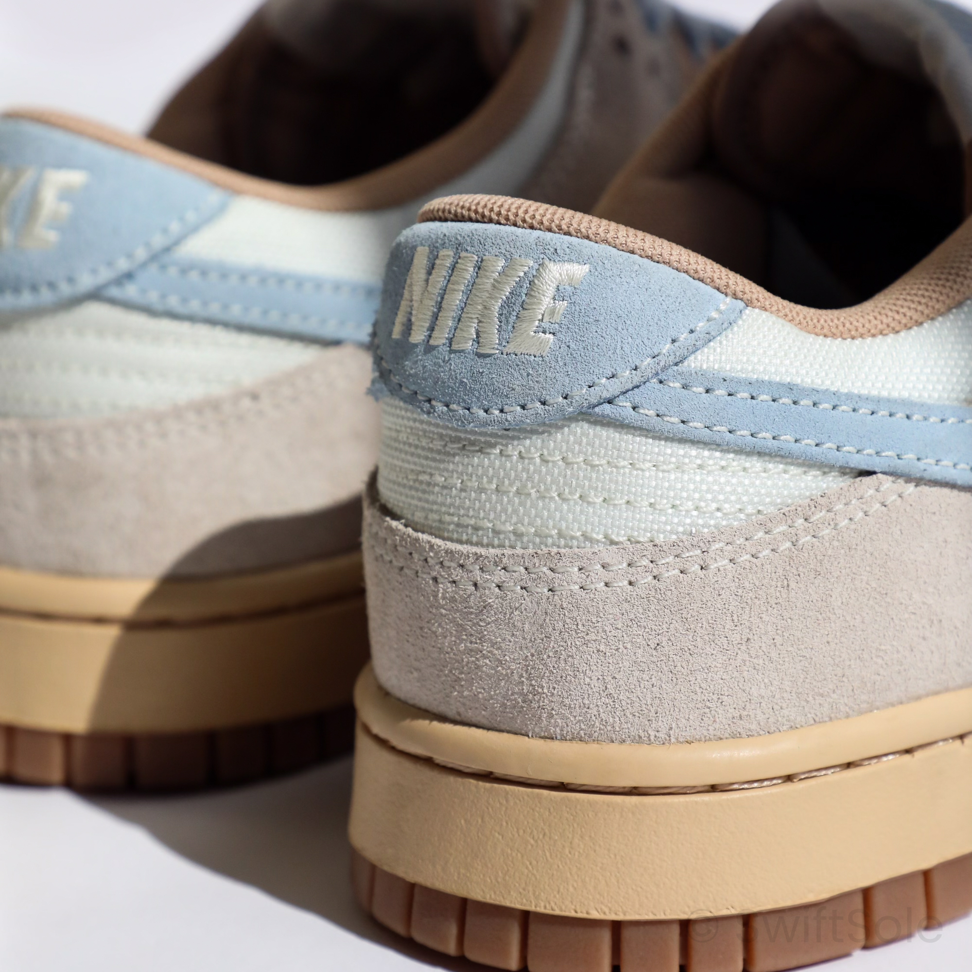 FIRST LOOK: Dunk Low Sanddrift/Armory Blue | SwiftSole